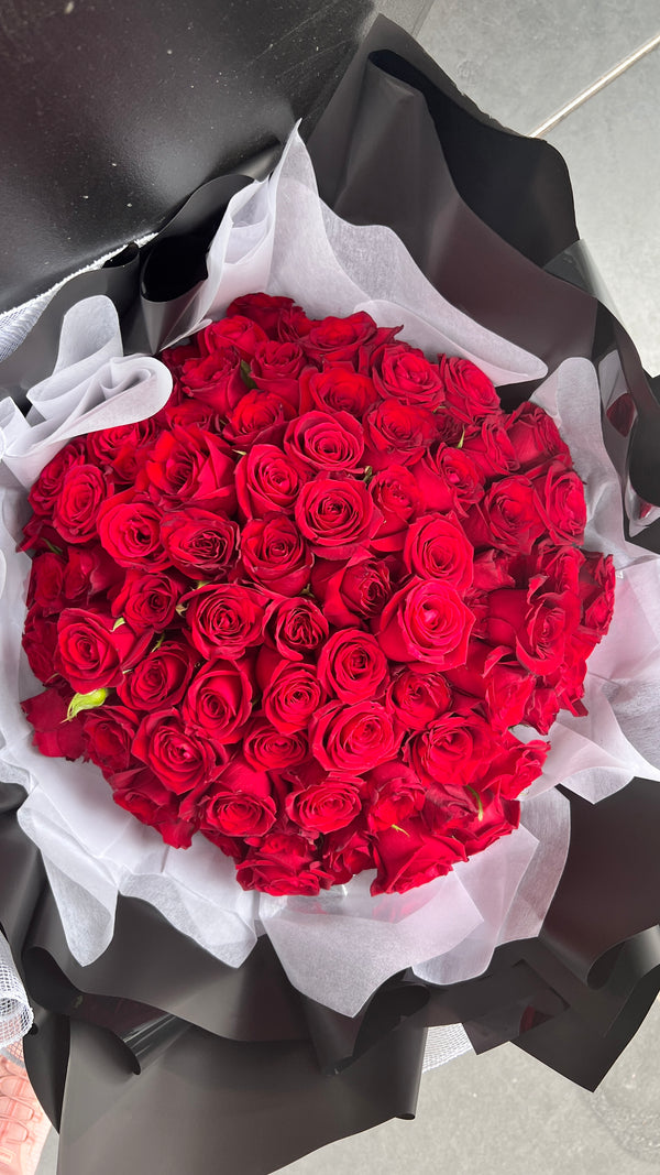 100 Roses in a Large Box, Big Rose Bouquet